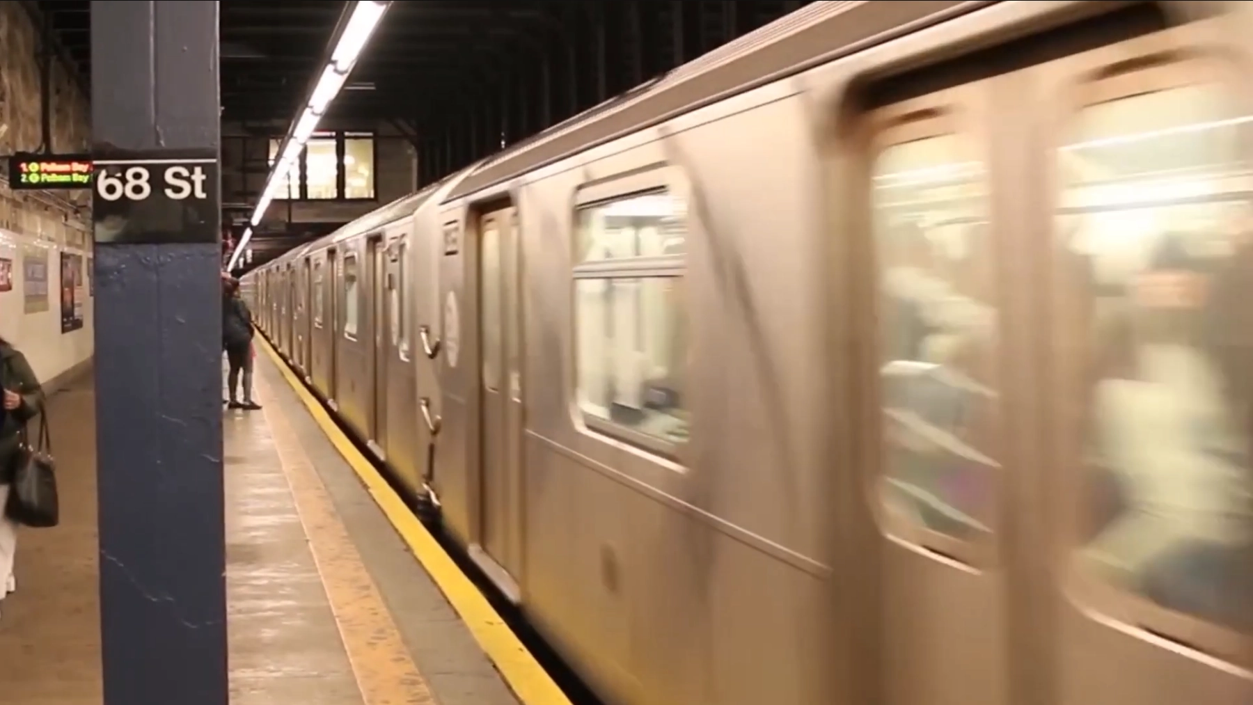Ecuador en el Metro de NY: El Pinche Pelón y su Arte Callejero ...